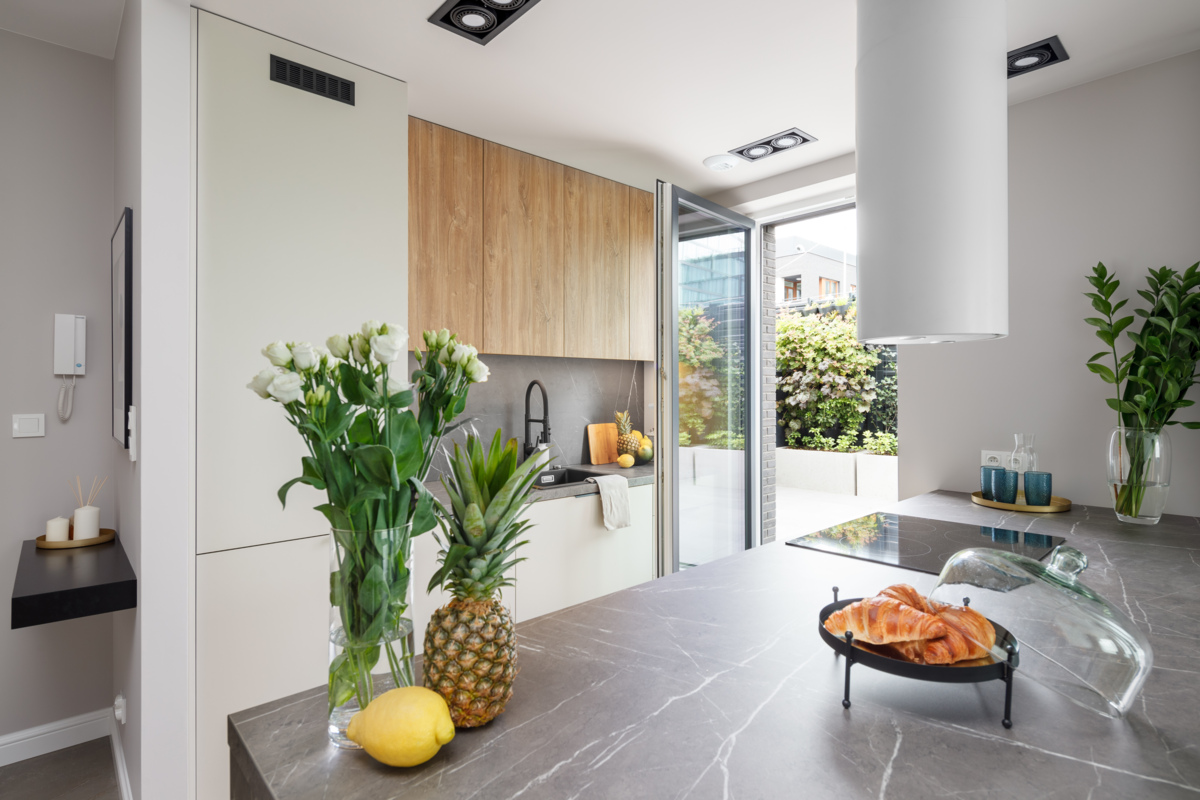 Doskonały blat kuchenny. Jaki blat do kuchni wybrać? • obido